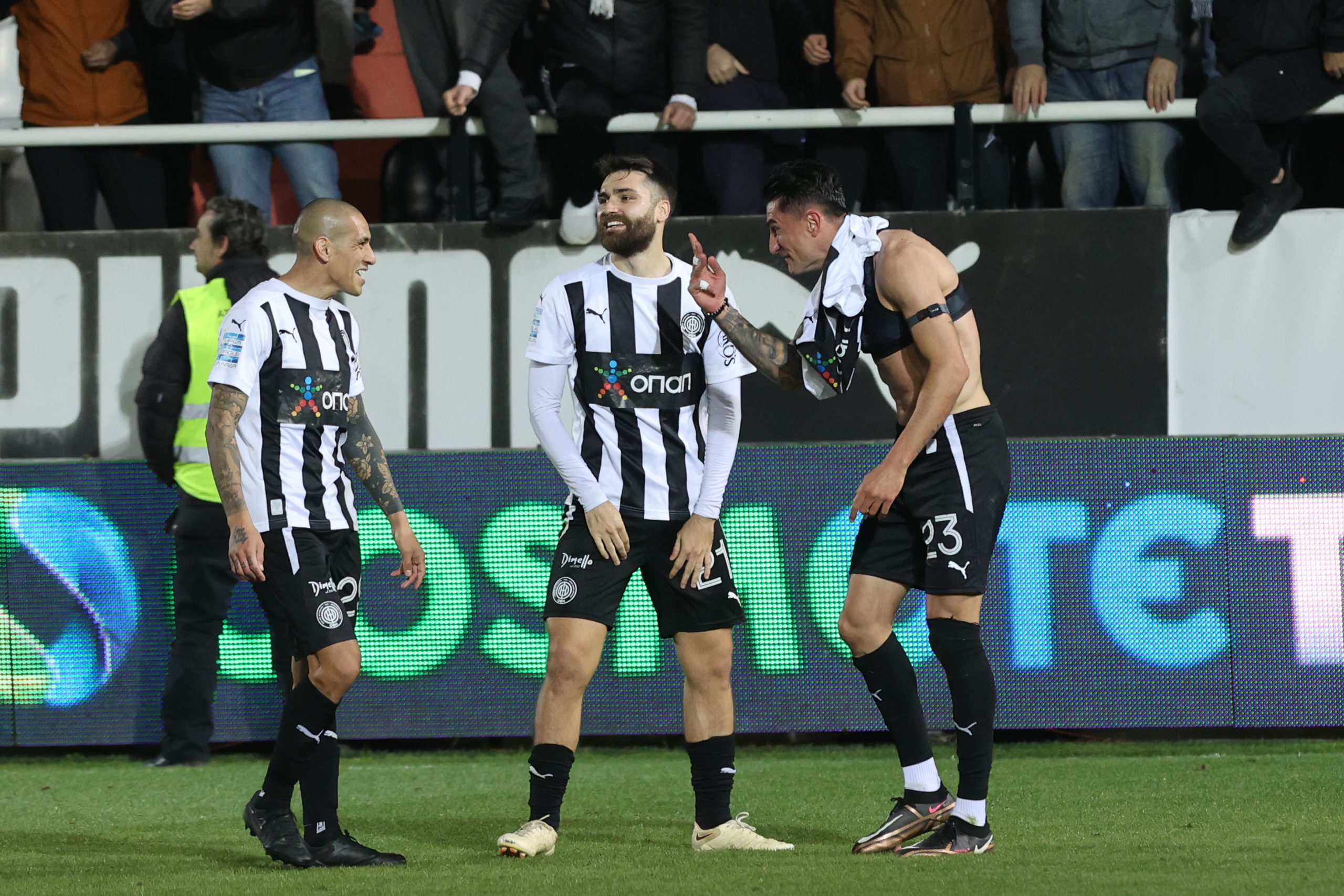 Ο Λάμπρος Μπαλάφας στον Athletic: "Ο ΟΦΗ είναι μια πολύ βελτιωμένη ...