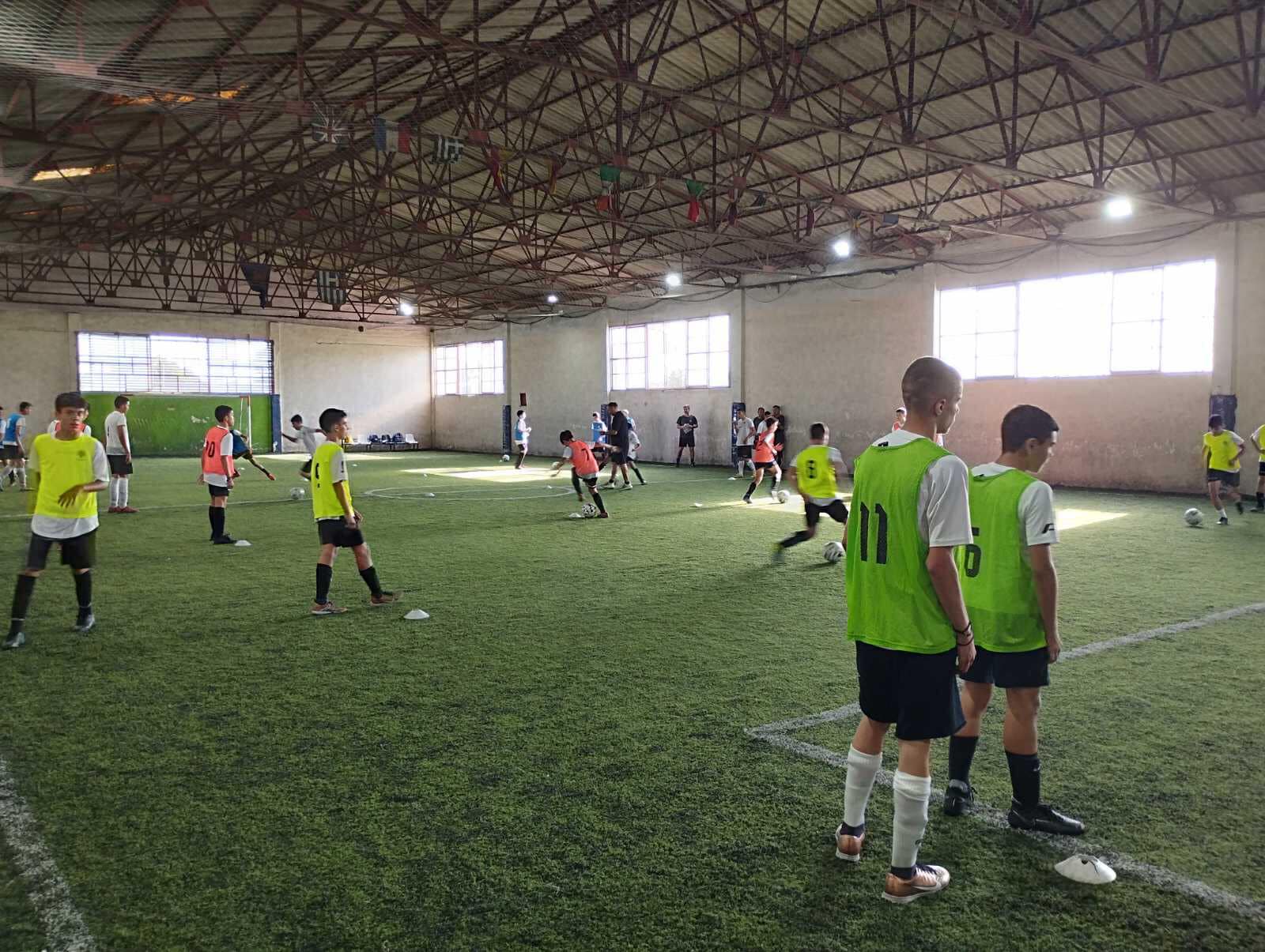 Με πάνω από 200 νεαρούς παίκτες τα δοκιμαστικά της ακαδημίας του ΟΦΗ ...