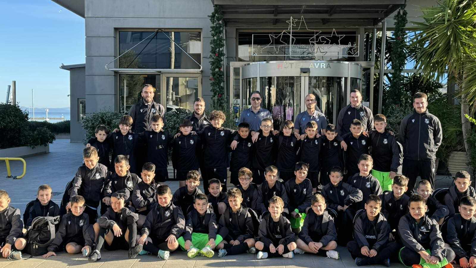 Εντυπωσιακή η παρουσία των παιδιών της ακαδημίας του Ερασιτέχνη ΟΦΗ ...