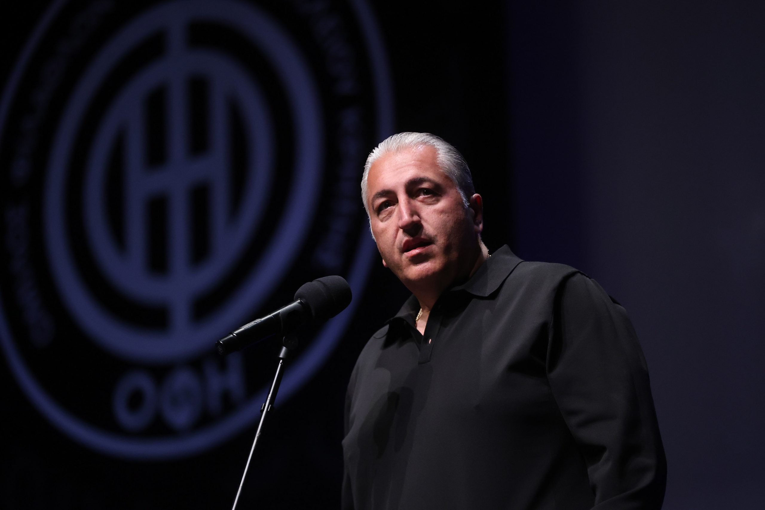 Pic | Οργή Μπούση: "Πρέπει να ντρέπεσαι - Τι ΝΤΡΟΠΗ" - Gentikoule