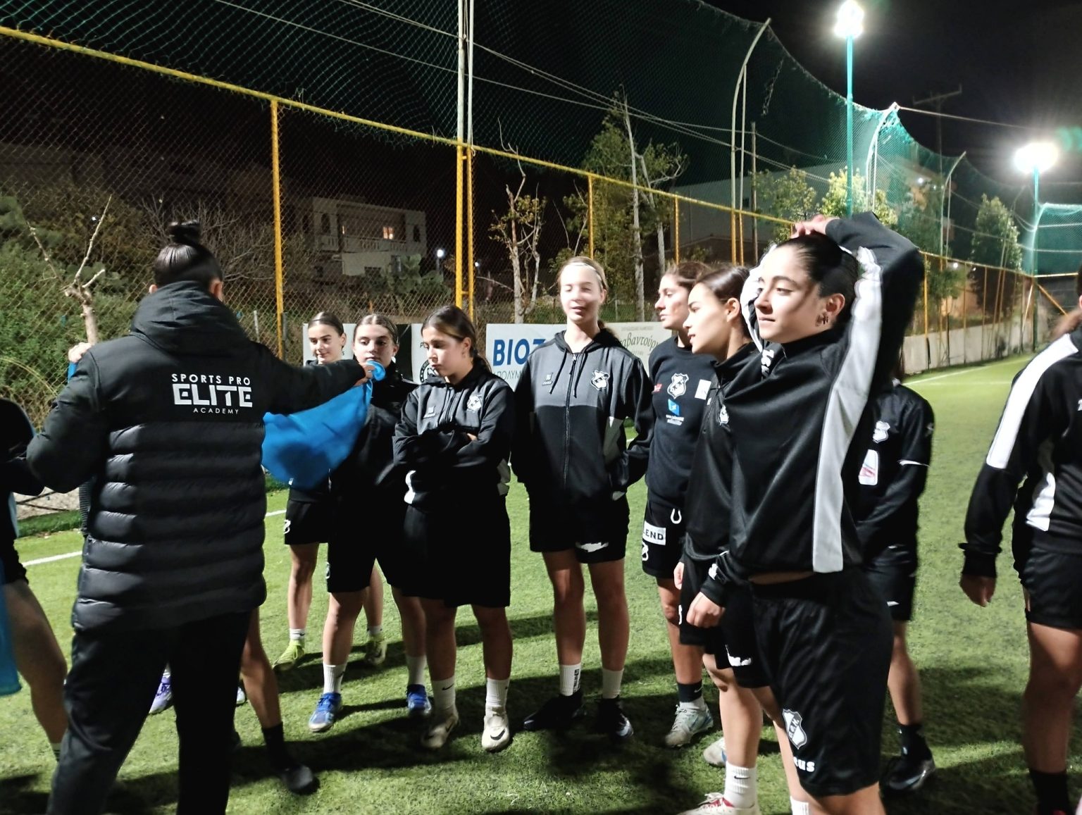 Προπόνηση σε φουλ ρυθμούς για τα κορίτσια της Κ17 του ΟΦΗ - Gentikoule